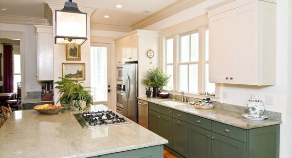 A Guide to Crown Molding for Kitchen Cabinets - Mimosa Kitchen Bath